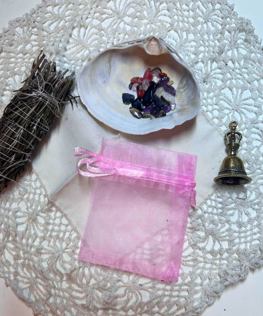 Charm Bag for Protection: Simple Witchy Guide to Make - really well ...